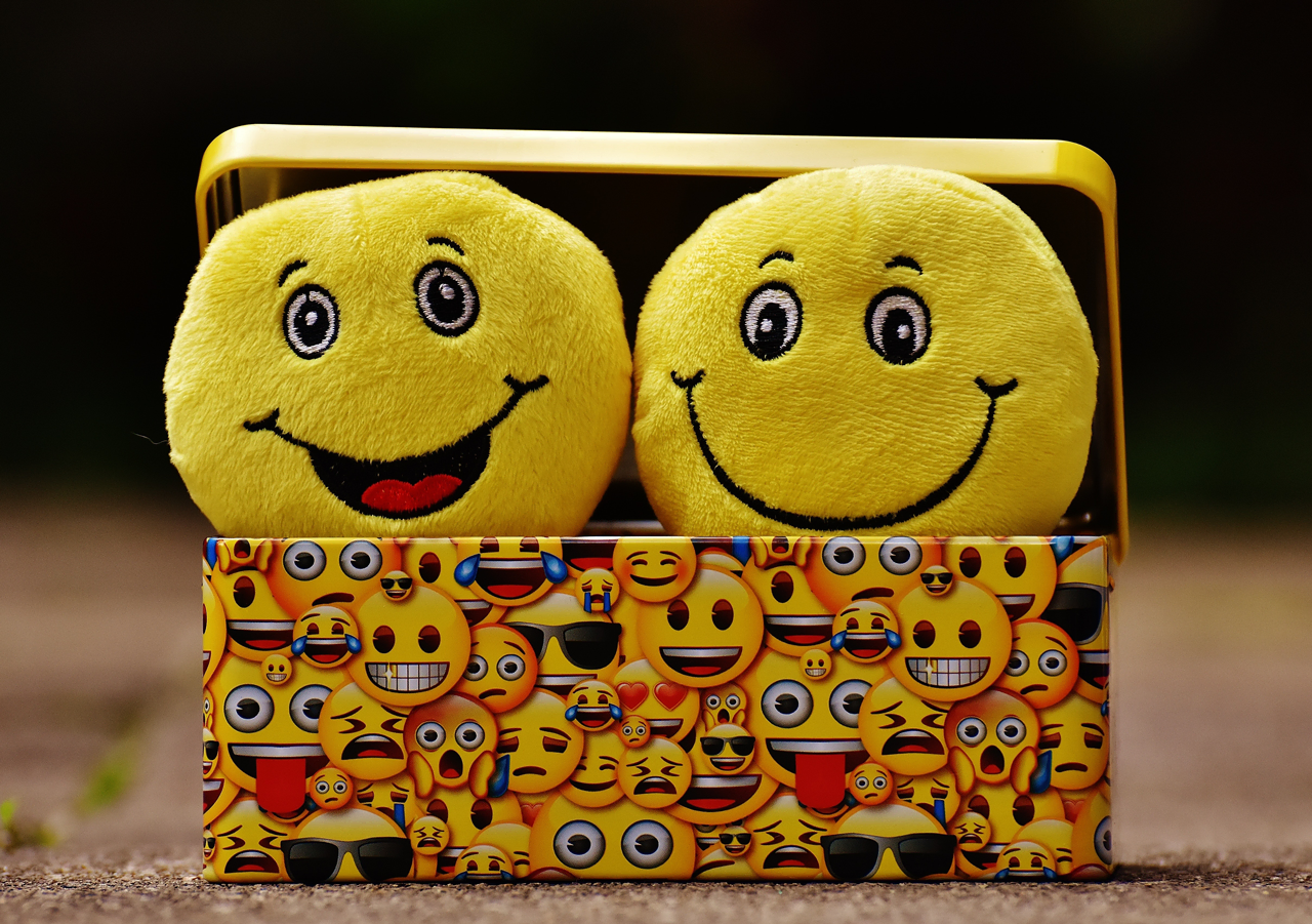 How to Create Funny Landing Pages That Convert (2023) | Otowui Blog